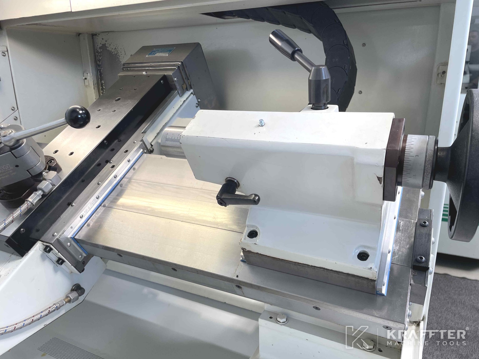 Gdw 300 cs Used second hand cnc teach in lathe for sale (69)