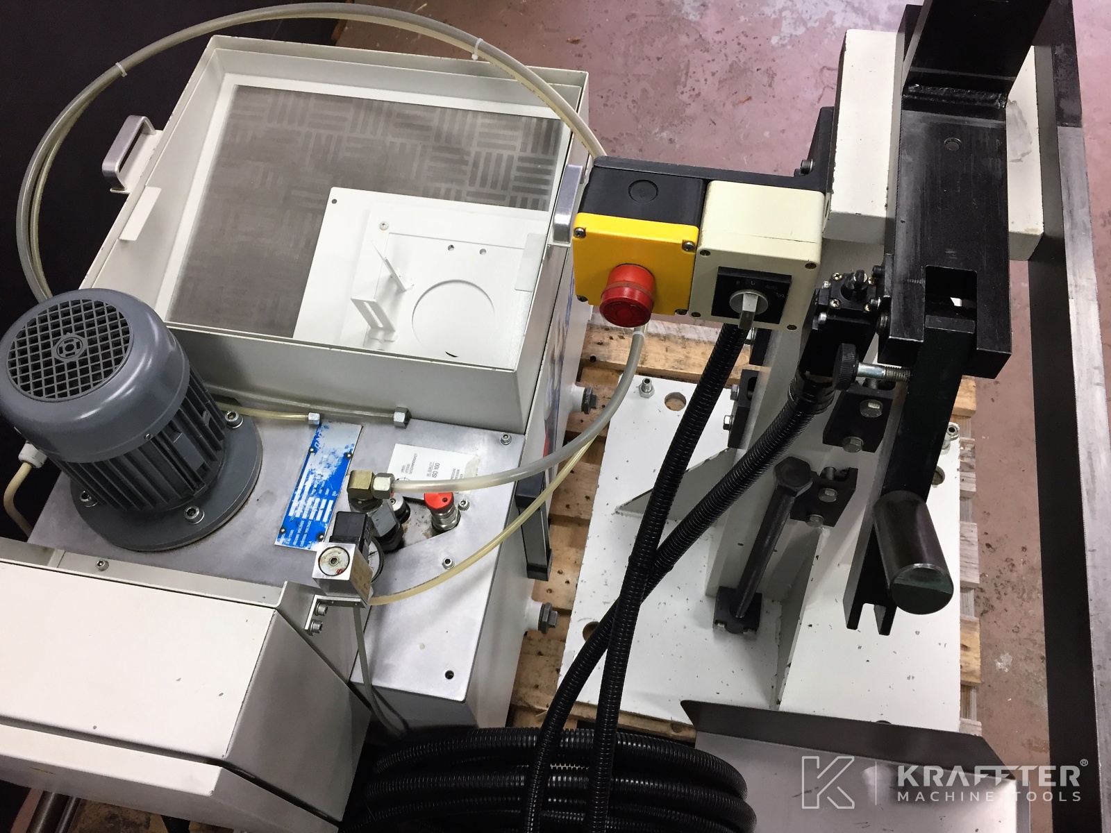 Citizen Cincom B12 I - Used Swiss-type CNC lathe for sale (912)