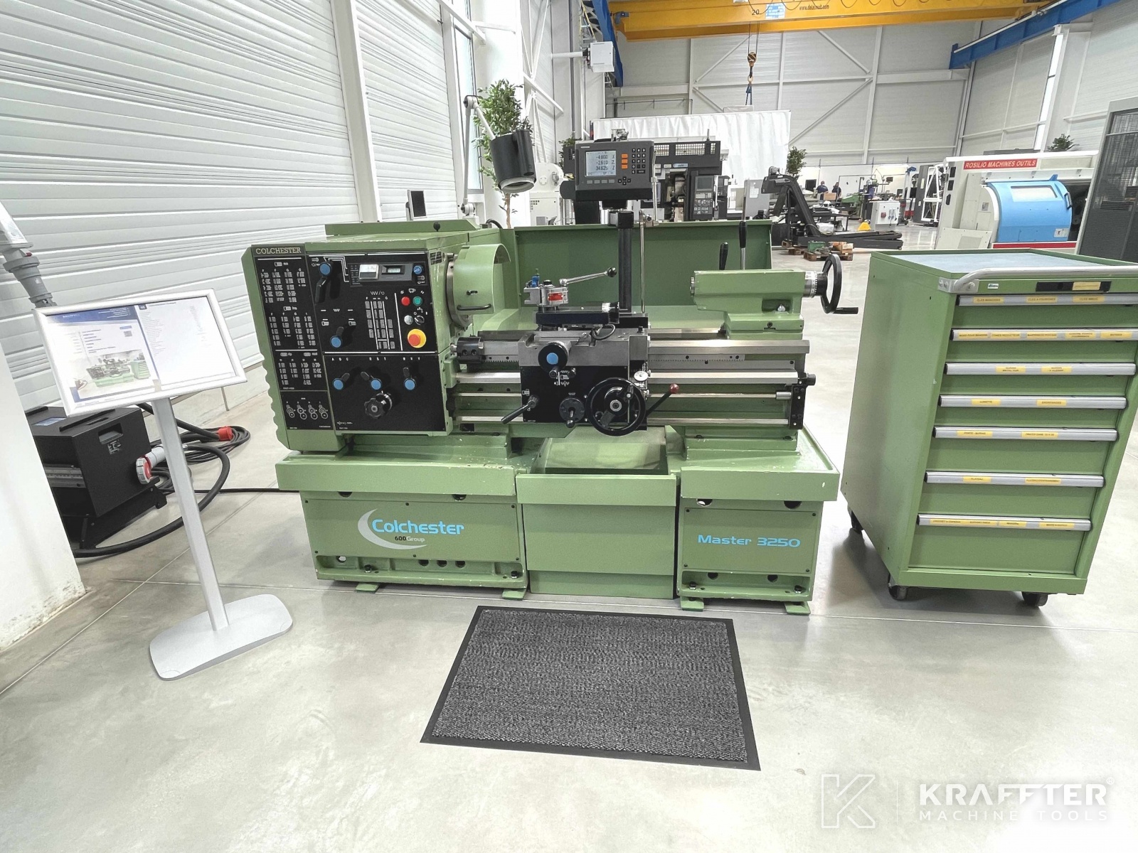 Colchester Master vs 3250 Used Manual lathe for sale (22)