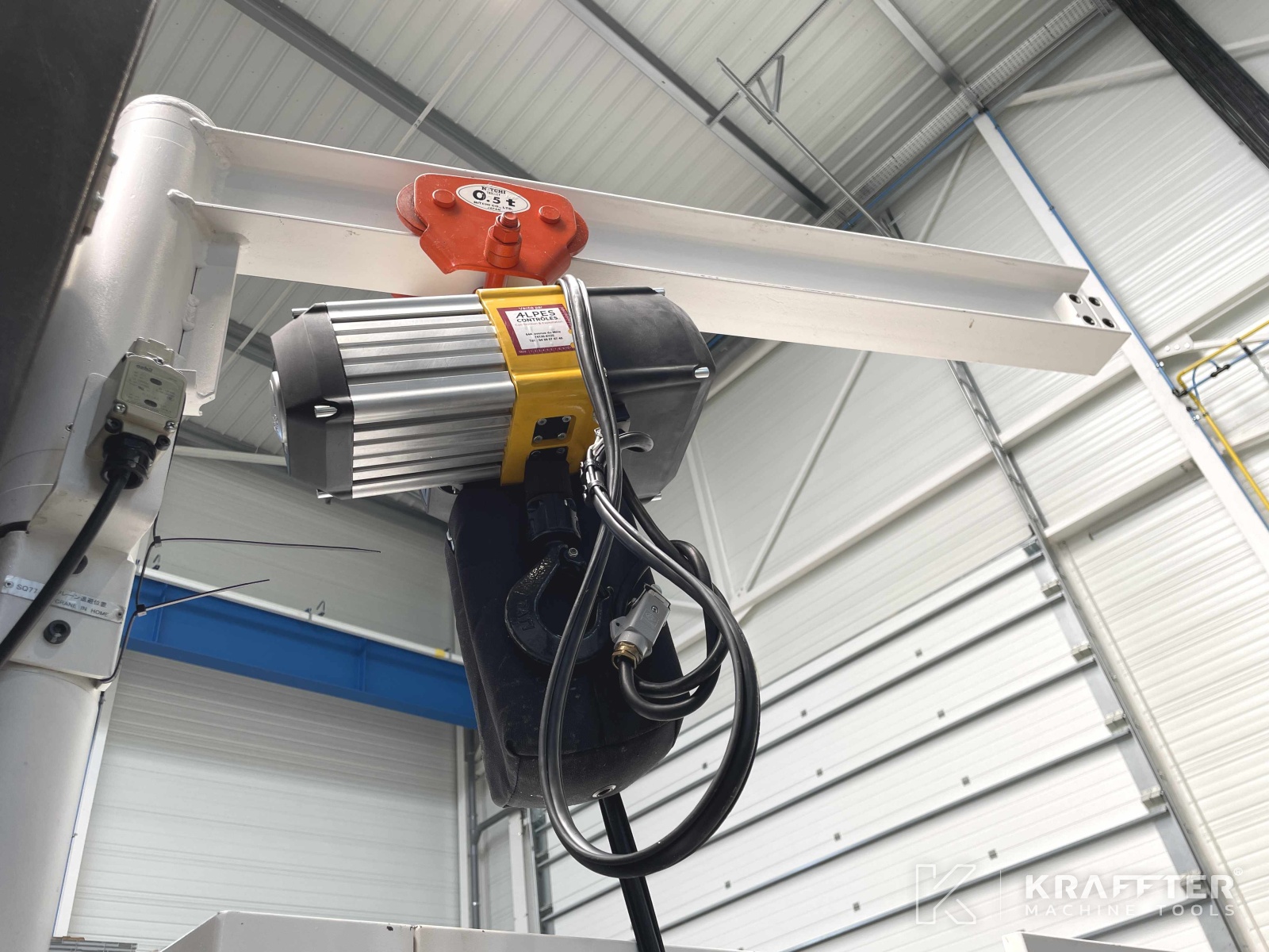 Okuma GP 26 T II Used CNC cylindrical grinder for sale (23)